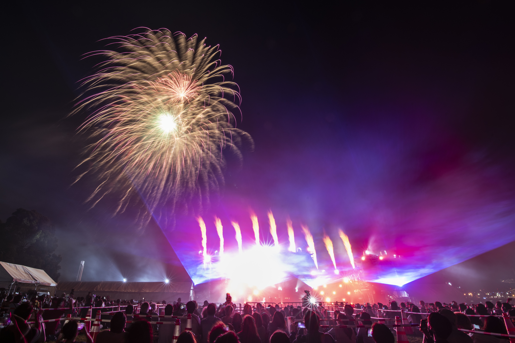 スペクタクルはどんな意味？spectacleの正しい使い方＆言い換え表現を紹介！| Kimini英会話