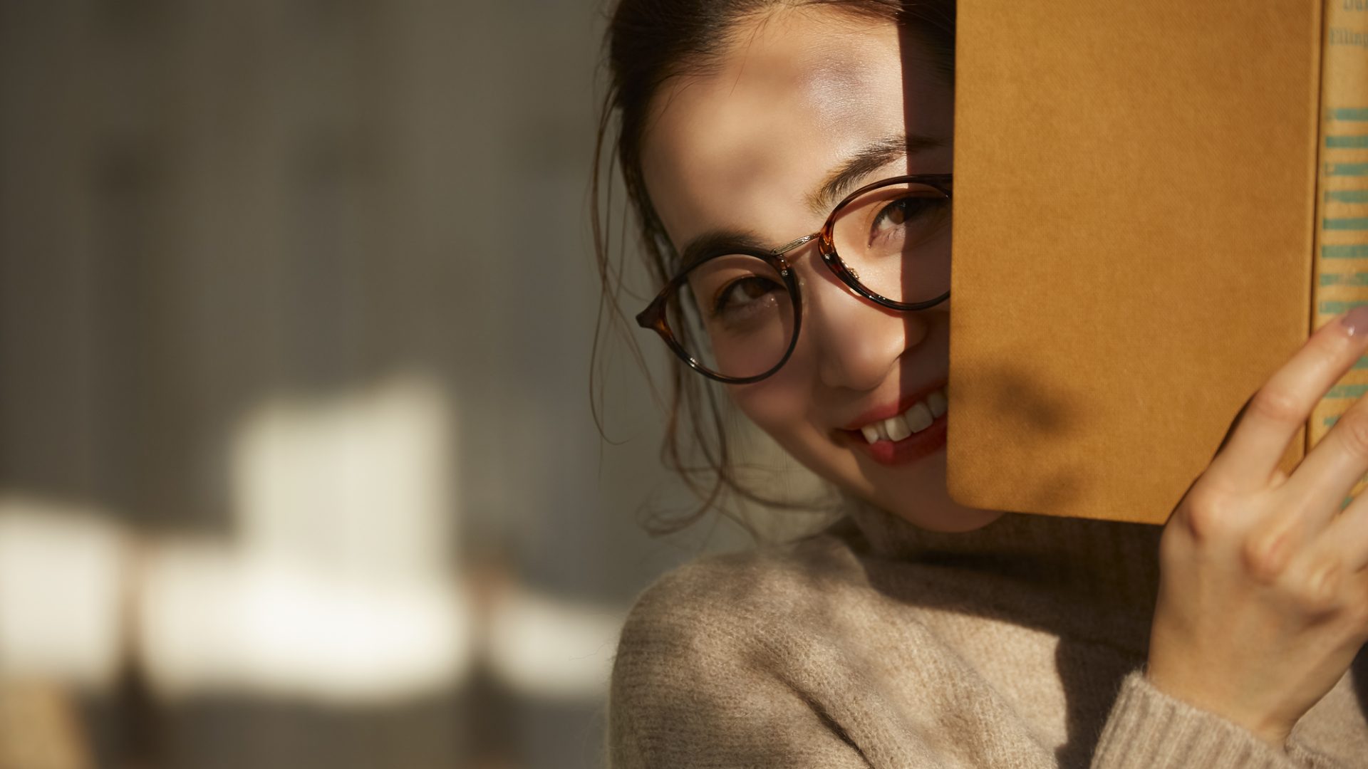 【hide】の意味とは？隠す・隠れる・かくれんぼの英語を例文で紹介| Kimini英会話